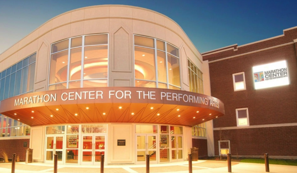 Findlay OH. - Marathon Centre - Classic Seger