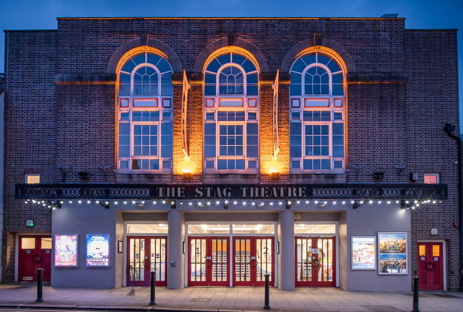 Sevenoaks UK - The Stag Theatre - Classic Seger